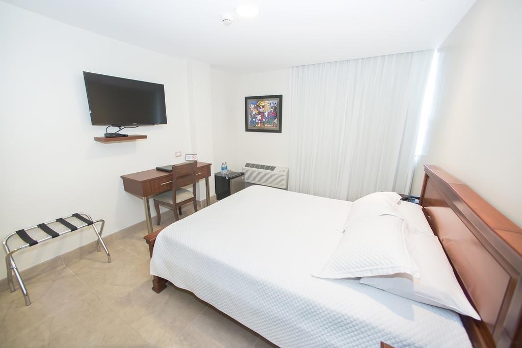 HOTEL MARCELIUS GUAYAQUIL